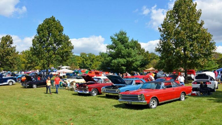 No Flex Car Show | Kentucky Cruises